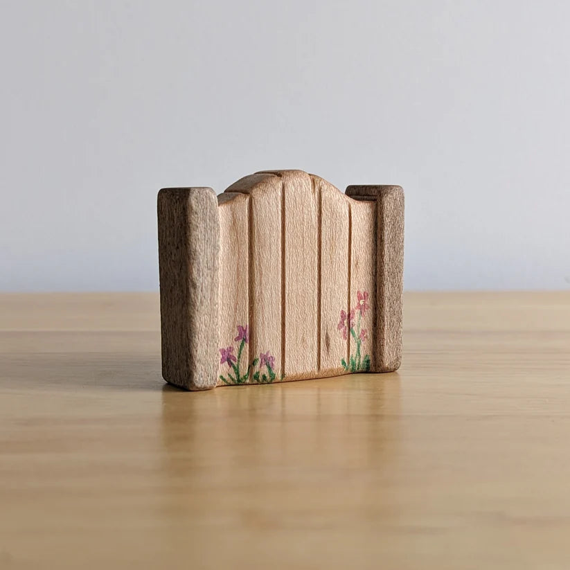 NOM Handcrafted - Farm Garden Gate – Cheeky Junior